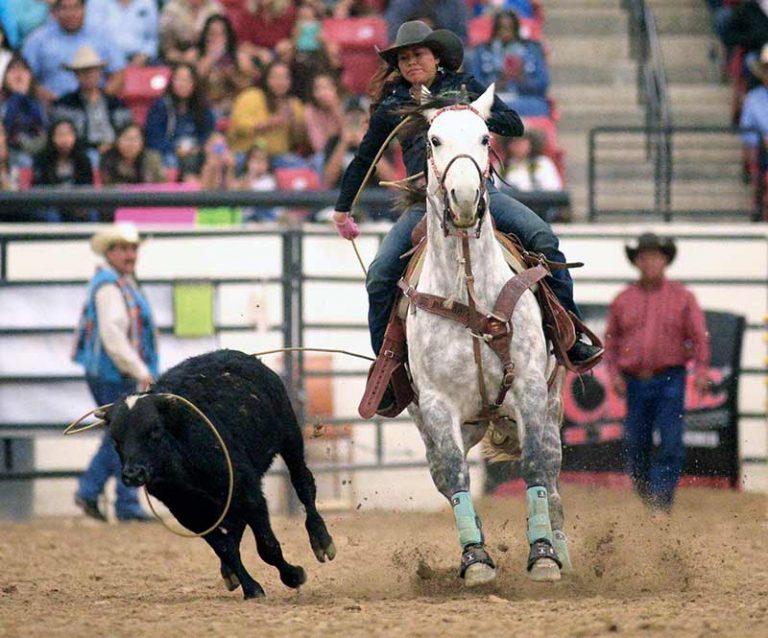Mexican Springs cowgirl wins world title under pressure - Navajo Times
