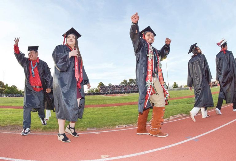 Slideshow: Graduate Season is Here! - Navajo Times
