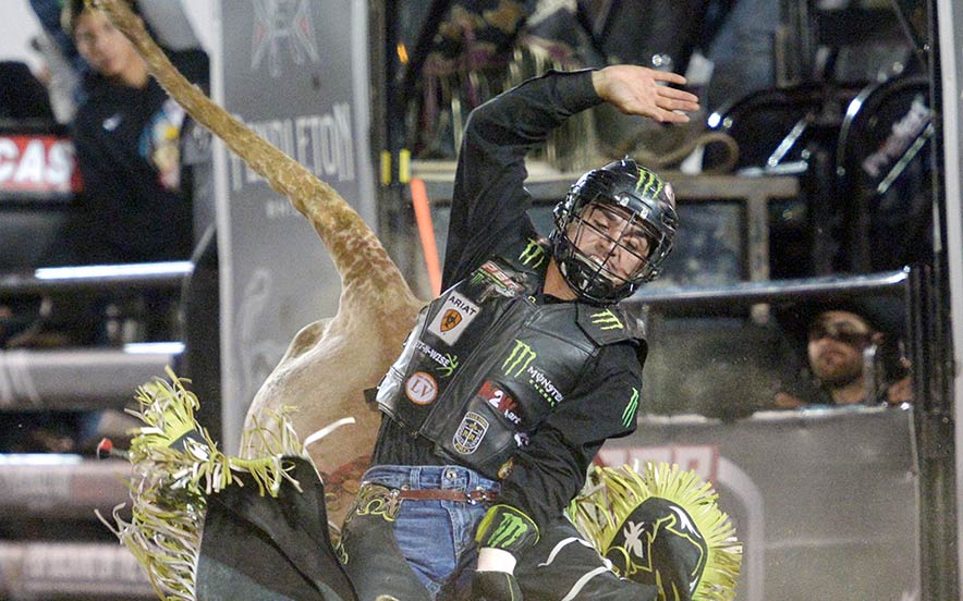 Brazilian wins PBR event before large crowd - Navajo Times