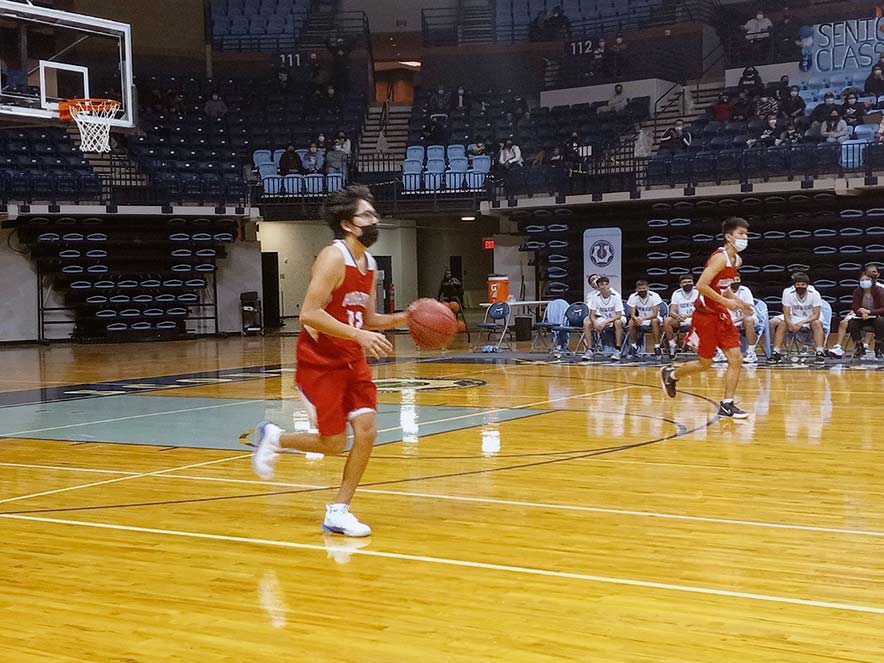 Holbrook boys enter final week ranked No. 7 - Navajo Times