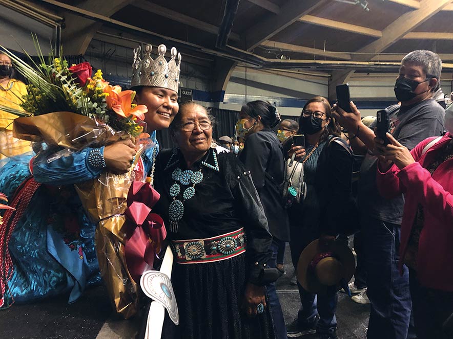Dziłíjiin native wins Miss Navajo Nation title - Navajo Times