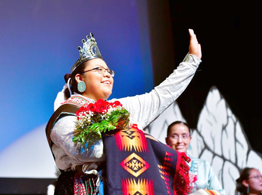 Aariyanna Austin crowned 2023-24 Náhookǫsjígo Diné Bich’eekį - Navajo Times