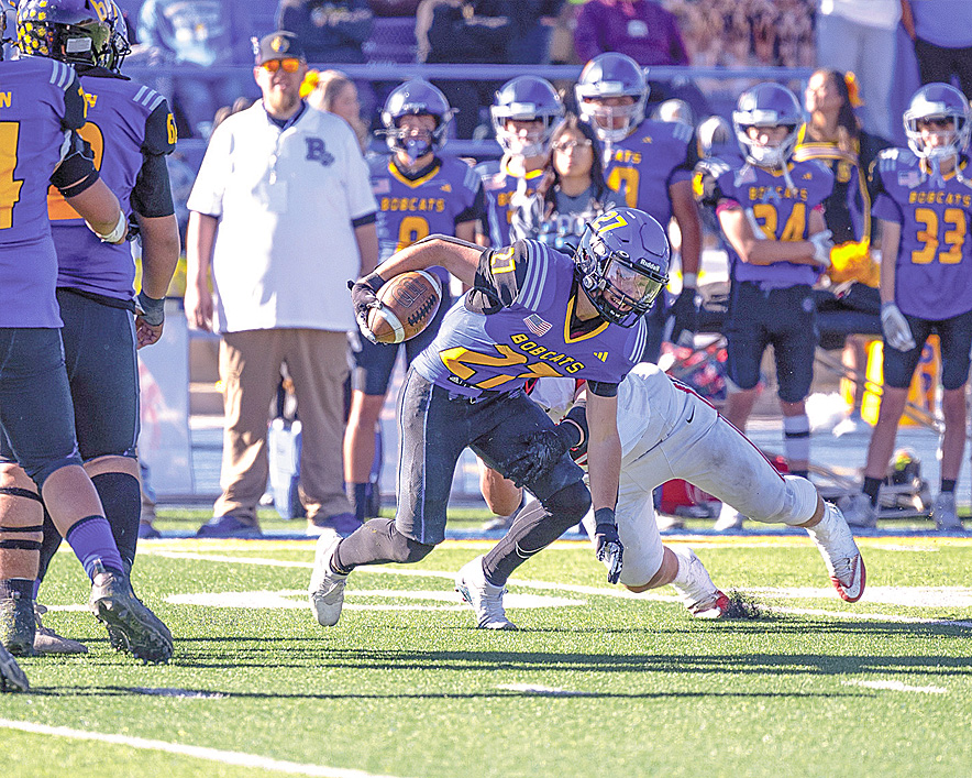 Bobcats on a roll: Bloomfield stays unbeaten; face Portales in state ...
