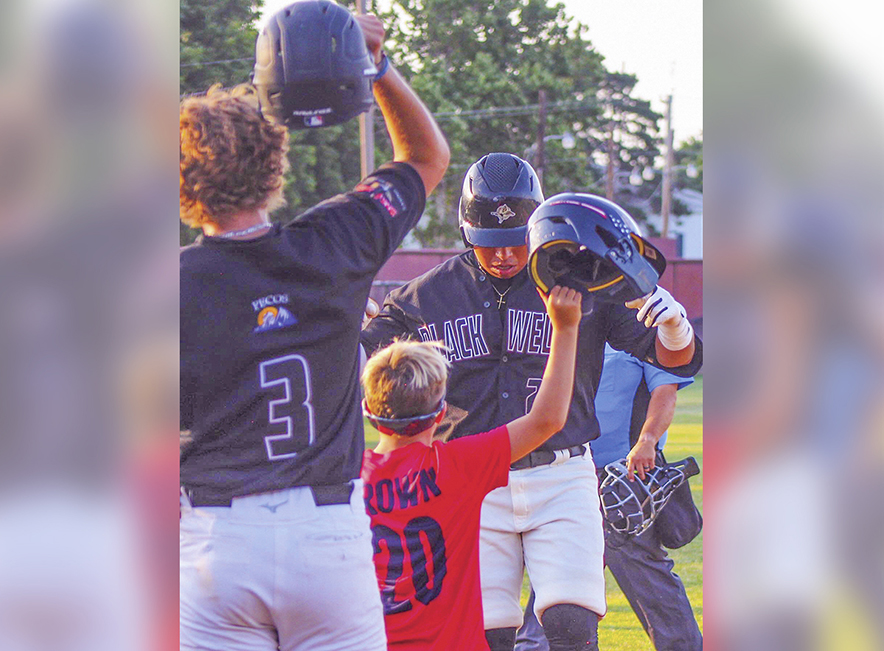 Chasing his dream: Diné baseball player hoping to make big leagues ...