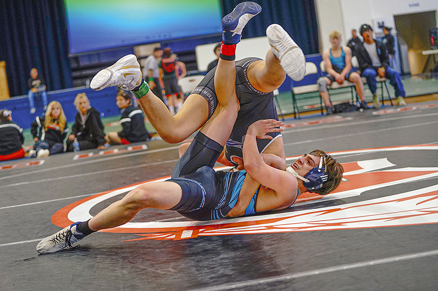 Hózhó wrestling program on the rise: Third-year coach hoping to get ...